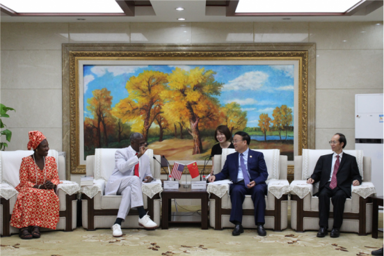 LZU president meets with Duke University experts-兰州大学国际处Global LZU